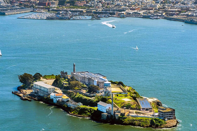 Alcatraz: ecco la storia del carcere che fu il "più sicuro al mondo"